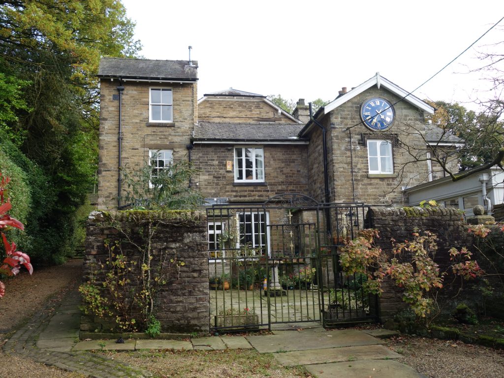 Endon House – Bollington, the Happy Valley!